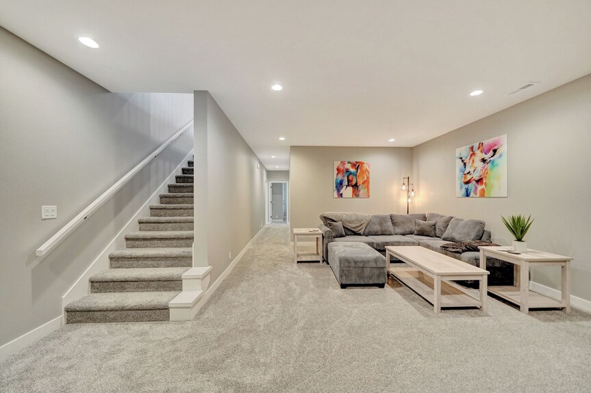 Spacious 3 Bedroom, 3 Bath Pine Meadows Townhome - Lincoln, NE