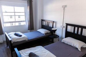 Quarto Twin Standard | Wi-fi grátis, roupa de cama fornecida 