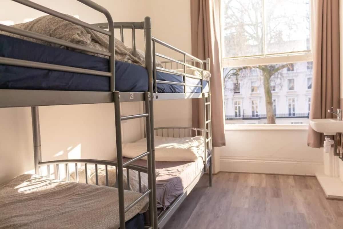 1 bed in a Shared 4-Bed Mixed Dormitory | Wi-fi grátis, roupa de cama fornecida