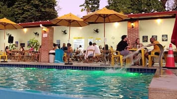 Piscina exterior