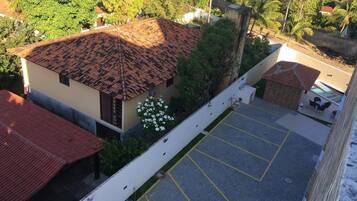 Estacionamento grátis