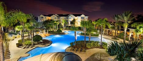 Casa | 5 quartos, acesso à internet de alta velocidade