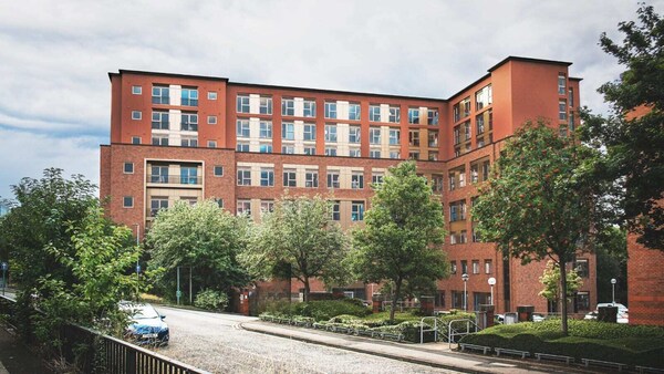 Student Only Exchange Court - Burley - Leeds