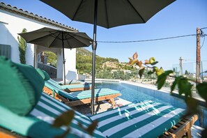 Piscina exterior sazonal 