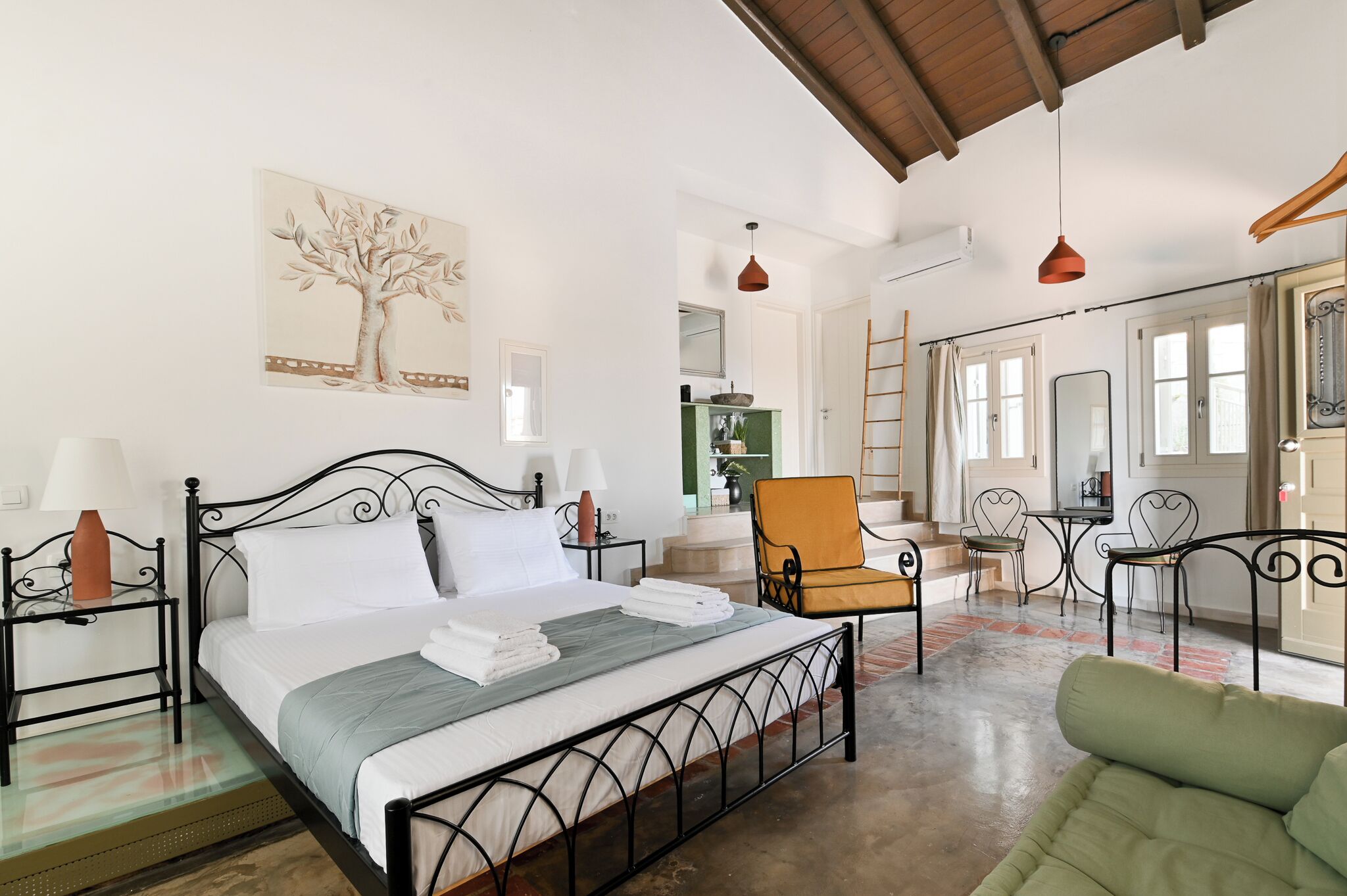 Apartamento, 4 quartos, varanda, vista para o mar | Roupa de alta qualidade, secretária 