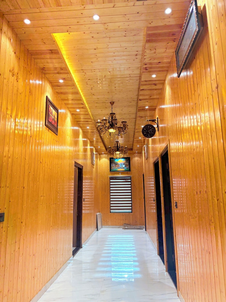 The Greenwood Farm And Lawn -Bijwasan - Gurugram