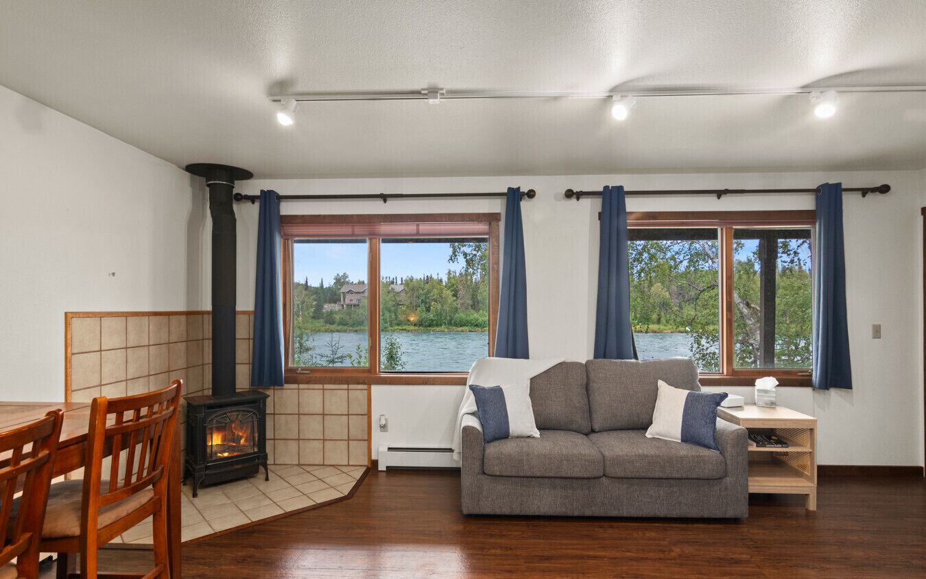 Kenai Riverside Escape - Soldotna, AK