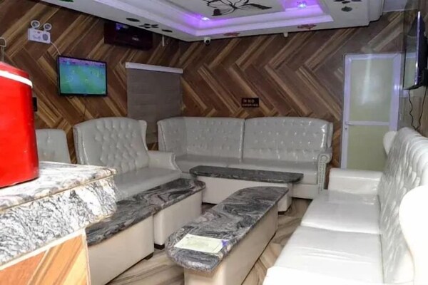 Ocean Palace Guest Inn - Kano