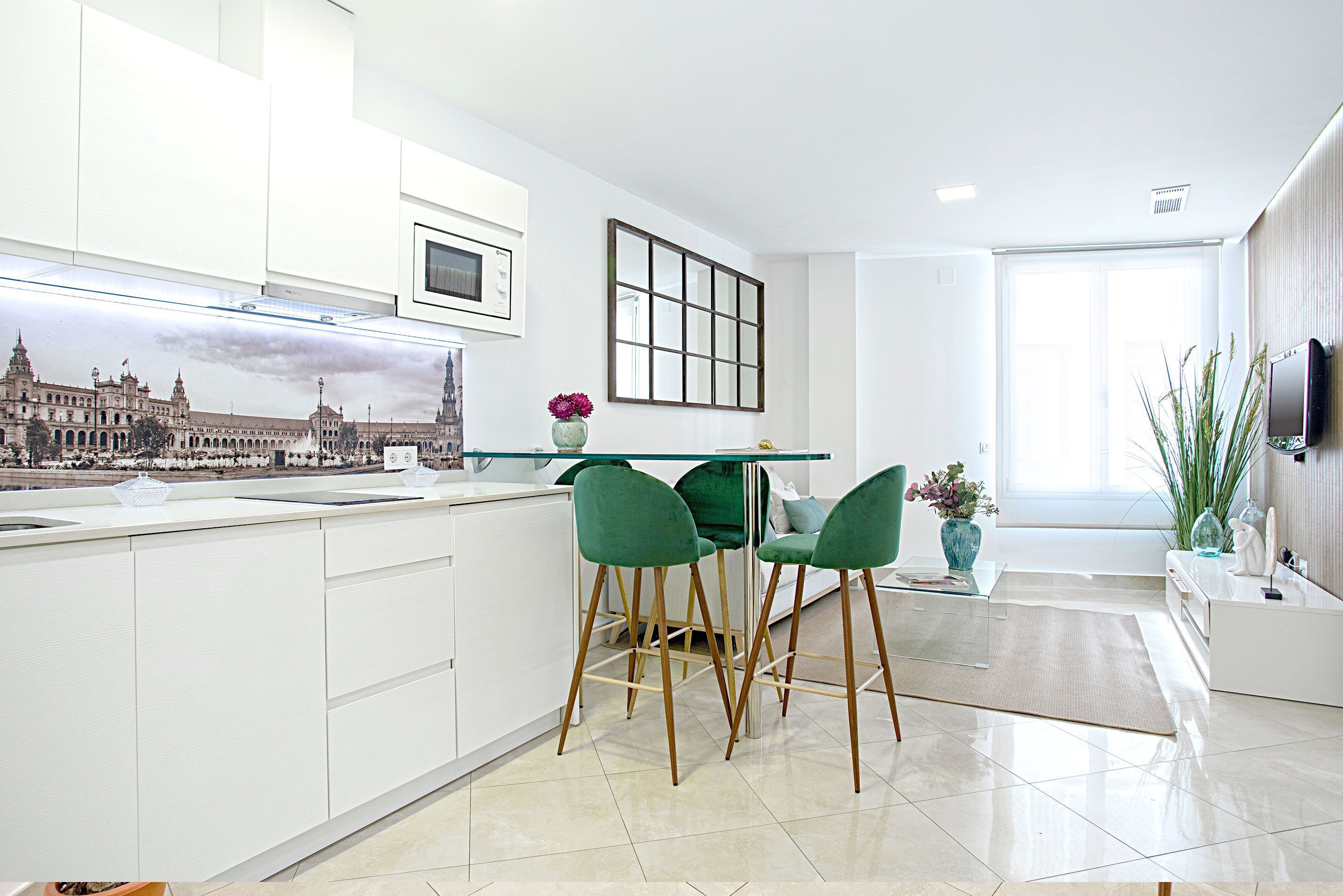 Apartamento (1 Bedroom) | Cozinha privada | Um frigorífico, um micro-ondas, uma placa de cozinha 