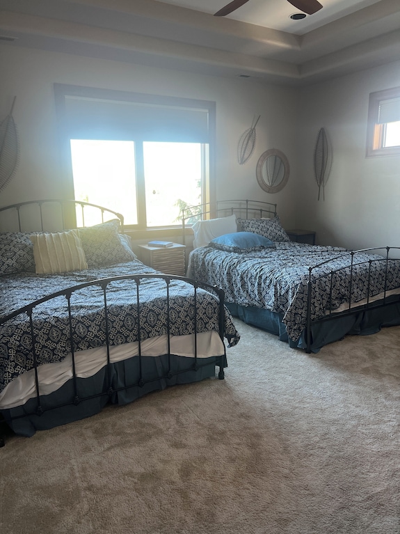 Romanic Getaway! River Front Property With View Of The Columbia River - Pasco, WA