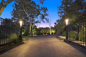 Entrada do alojamento