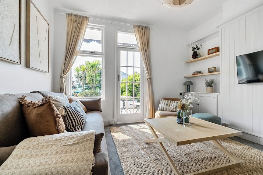 Palm House, Pet Friendly, Country Holiday Cottage In Newquay - Newquay