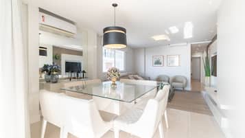 Apartamento Básico | Restaurantes