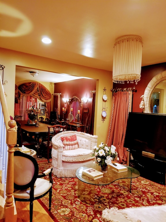 Spacious 5-bedroom House With Ac And Room In Charming Huntington/ Dix Hills - 헌팅턴