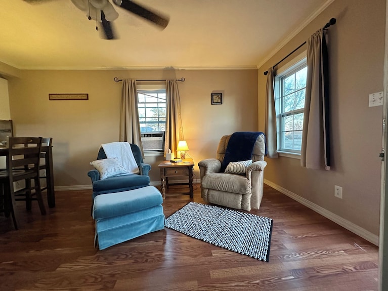 Charming Thomas Cottage For 2 With Large Carport - Oklahoma