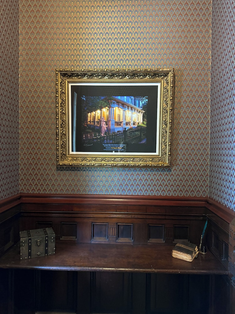 The Stegmaier Guest House - Poconos, PA