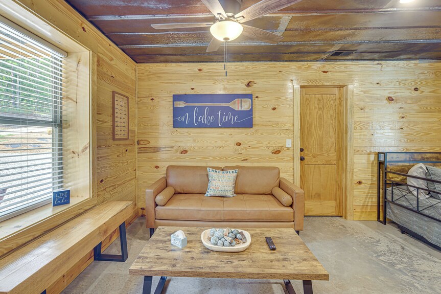 3 Mi To Water: Logan Martin Lake Cabin Getaway - Alabama