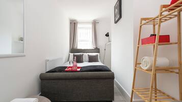 2 quartos, Wi-fi grátis, roupa de cama fornecida