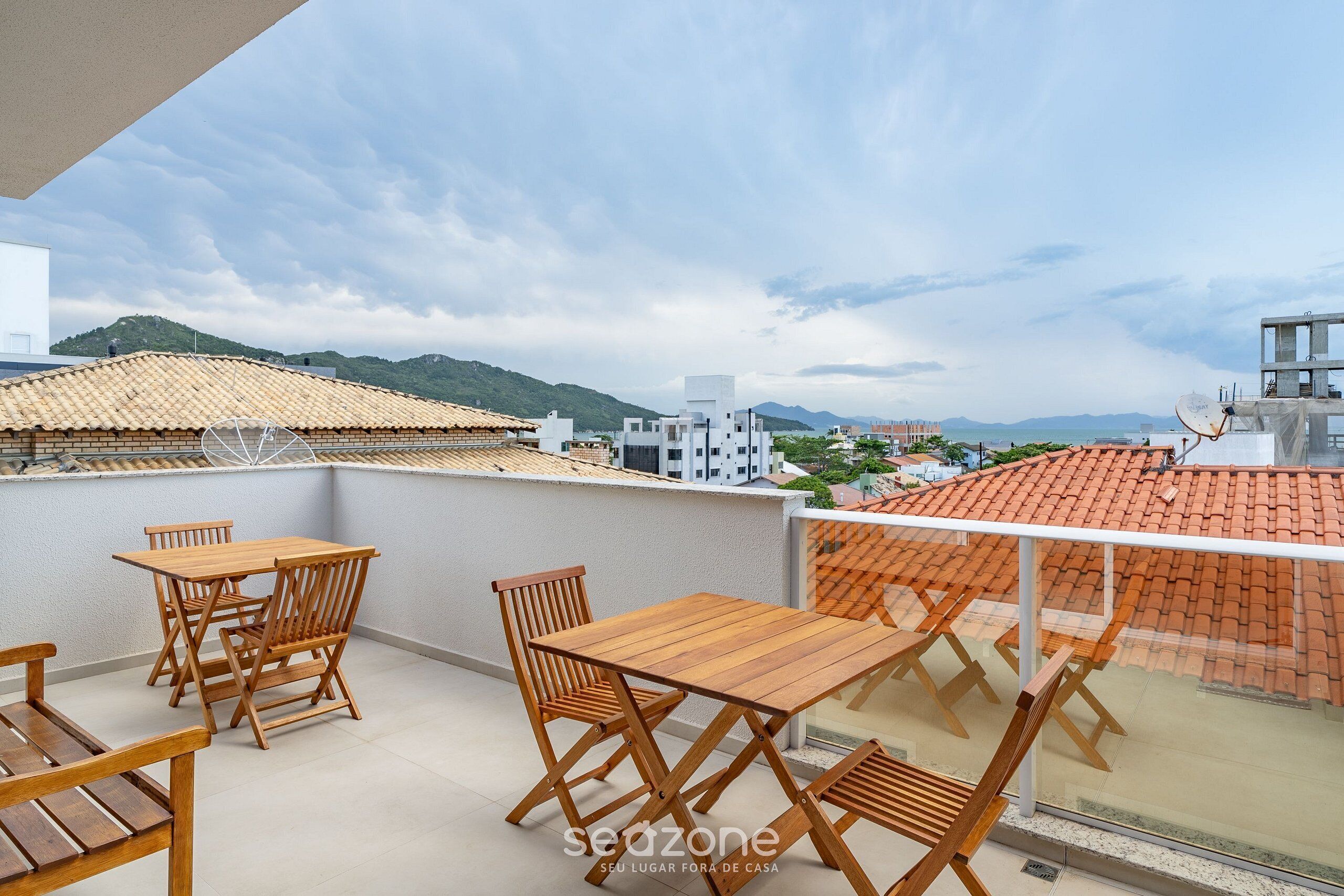 Apartamento Básico | Sala de estar | Televisor 