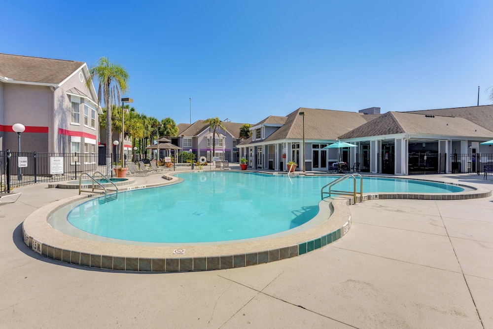 2 Mi To Disney & Old Town: Resort Condo W/ Perks - Floride