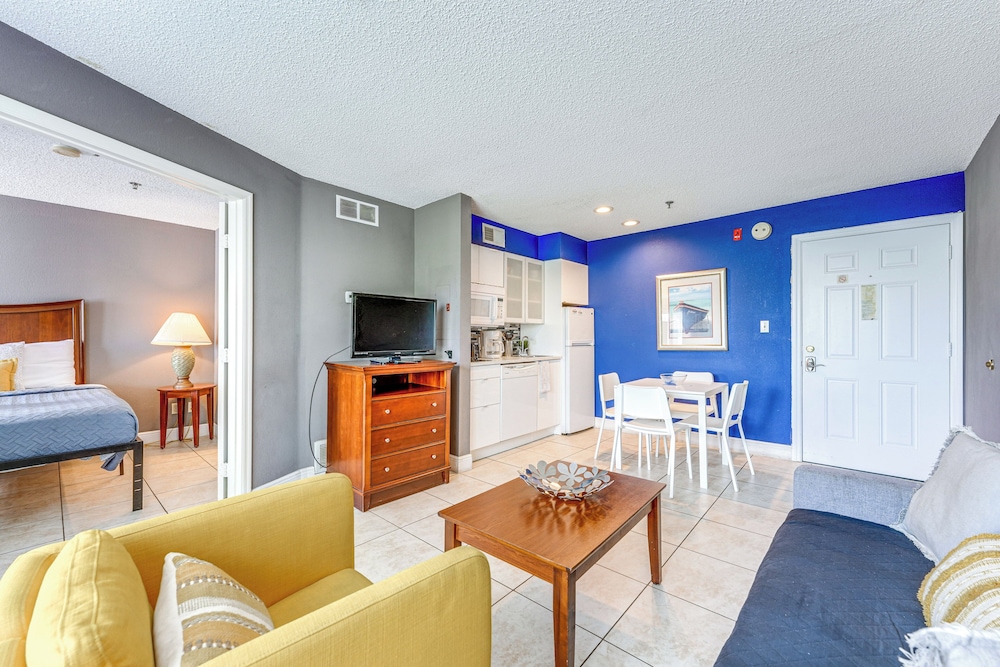 2 Mi To Disney: Resort Condo W/ Pool Access - Celebration, FL