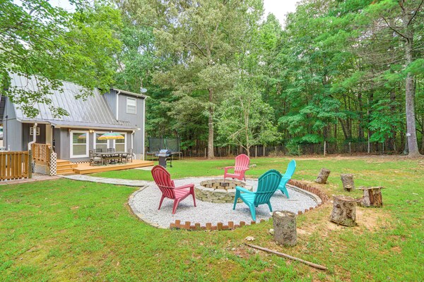 宠物友好的山间度假屋，位于布莱尔斯维尔，带庭院！ - 佐治亞