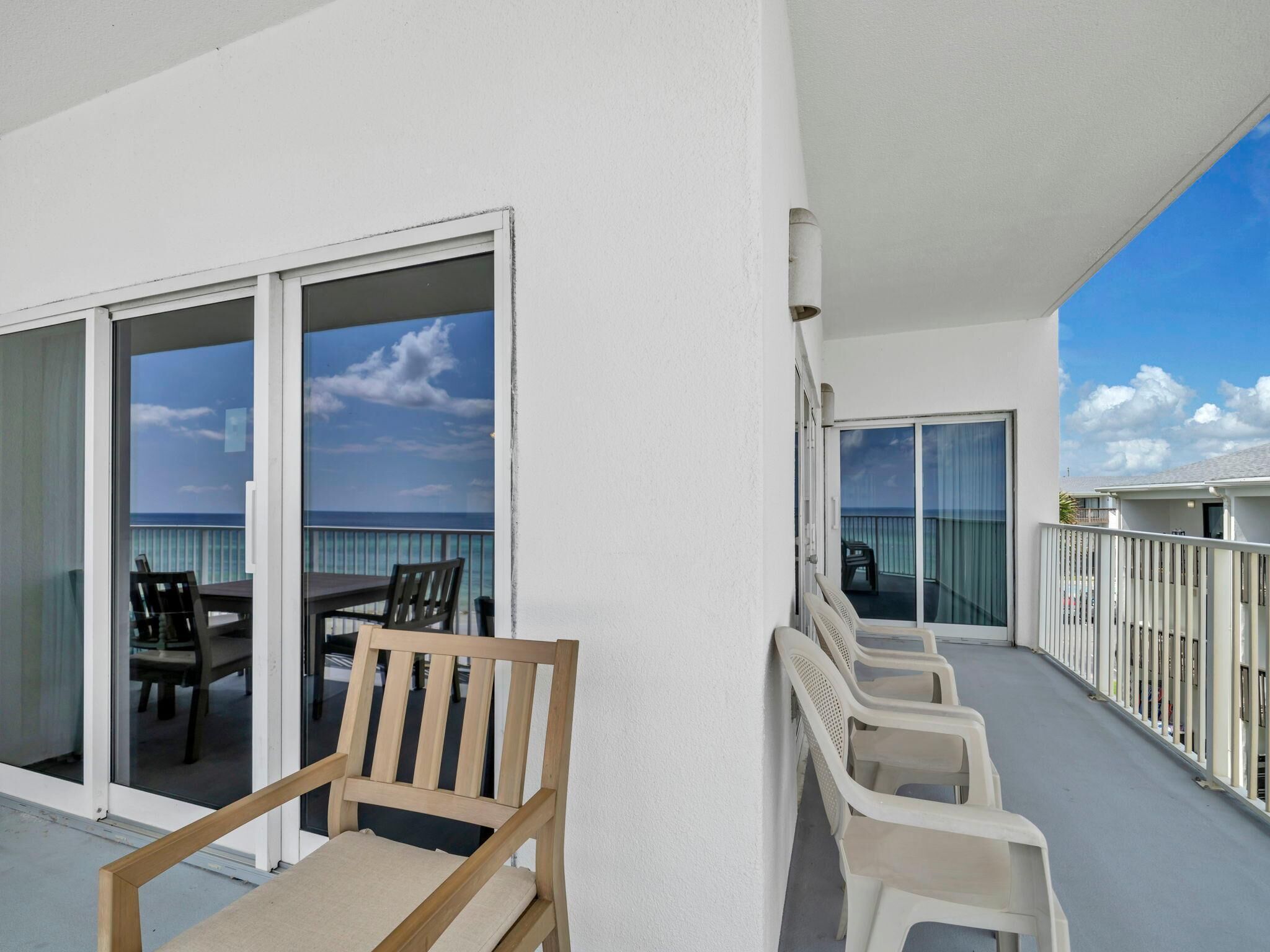 Apartamento em Condomínio Fechado, várias camas (Sago Sands 301) | Refeições ao ar livre