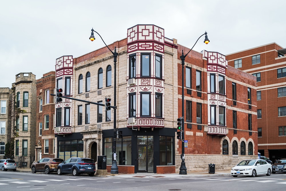 Logan Square Sro Hotel - Chicago