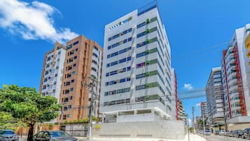 Apartamento básico | Fachada