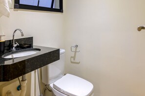 Apartamento básico | Banheiro