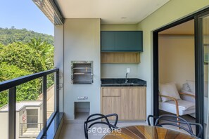 Apartamento básico | Opções para refeição ao ar livre