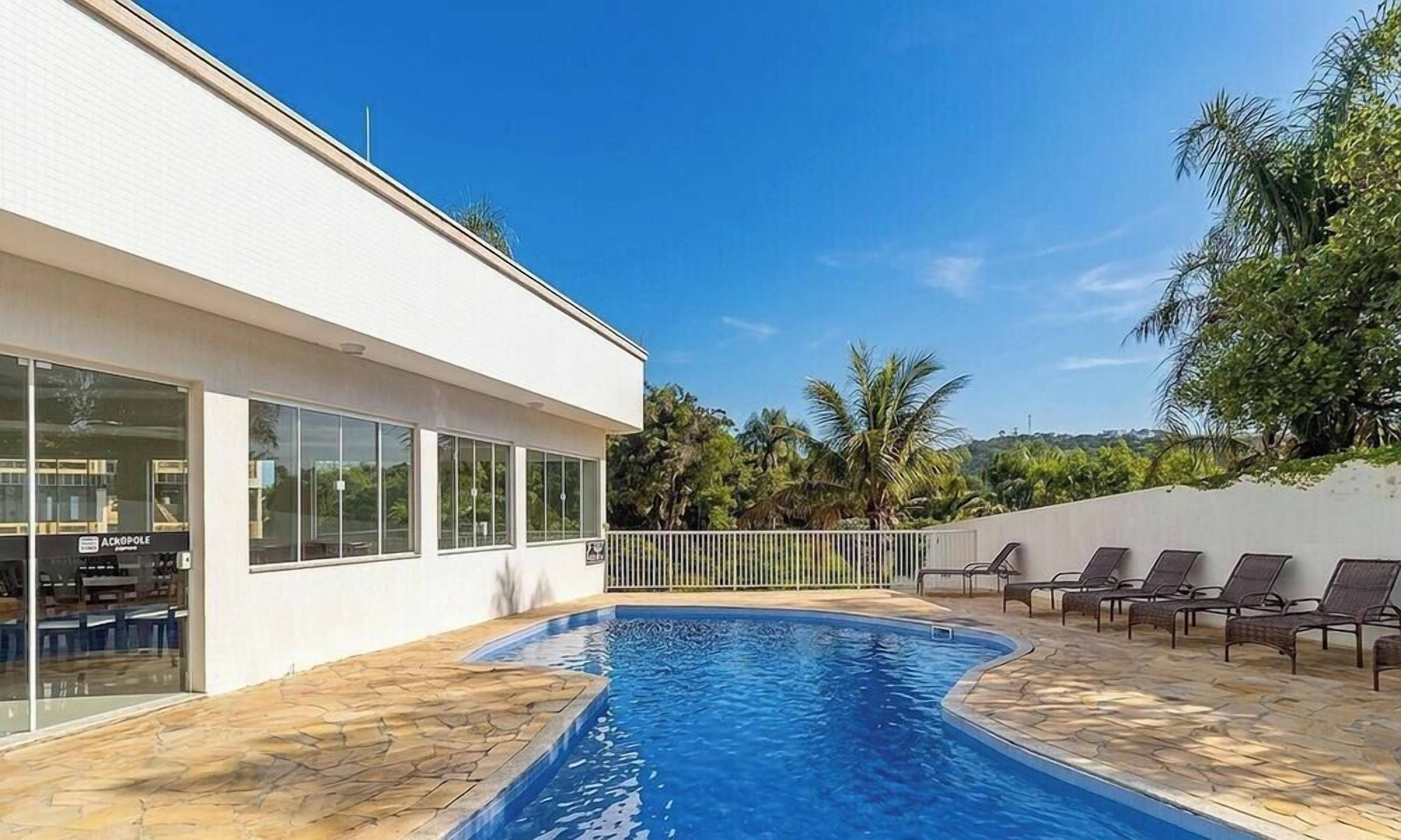 Apartamento básico | Piscina
