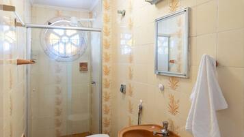 Apartamento básico | Banheiro