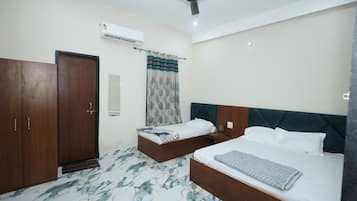 Quarto casal superior | Wi-Fi de cortesia