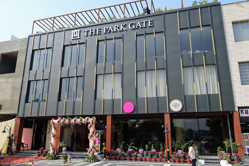 Hotel The Park Gate - Mohali