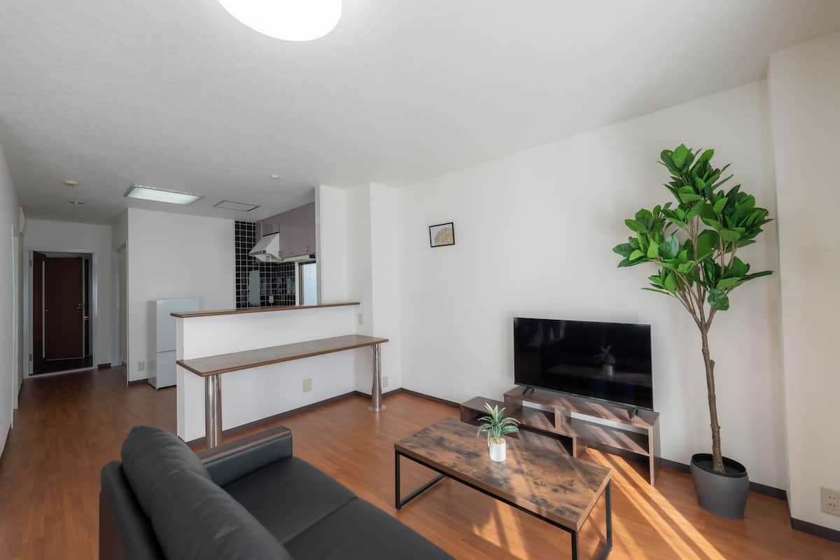 Apartamento Elite, não fumadores, varanda | Cortinas/cortinados opacos, ferro/tábua de engomar, Wi-fi grátis