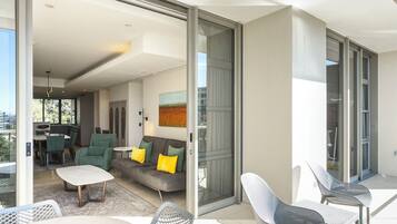 Apartamento Standard, 2 quartos, não fumadores, vista para a marina | Terraço/pátio interior