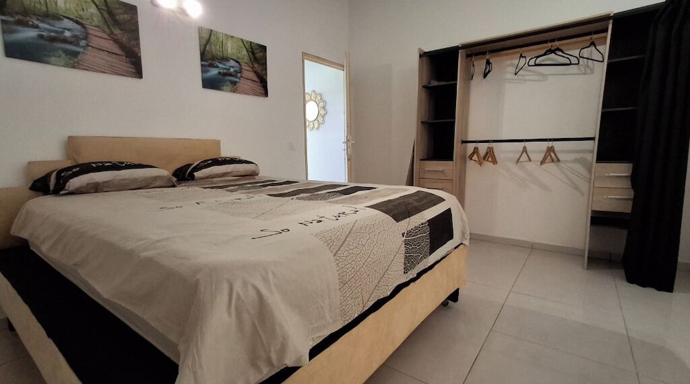 Échappée Belle in the West Indies - Port-Louis | Vrbo