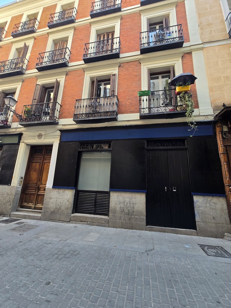 Modular Dreams Hostel - Madrid