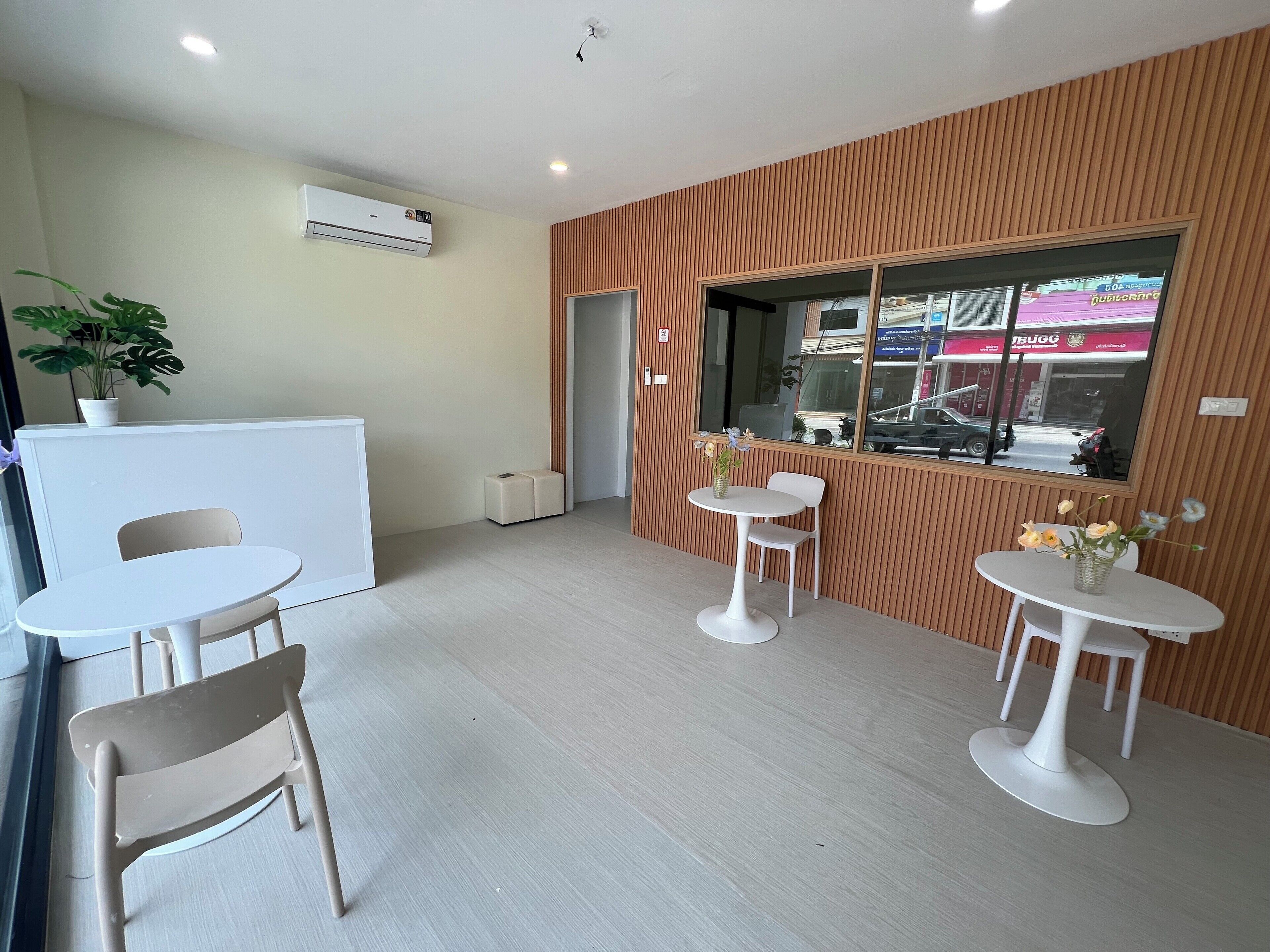 Dormitório Partilhado Comfort, varanda | Sala de estar