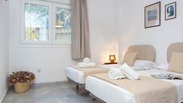 Apartamento, pátio | Ferro/tábua de engomar, Wi-fi grátis