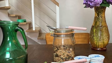 Café da manhã continental grátis todos os dias