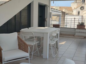 Dúplex Deluxe, Vista para a cidade | Terraço/pátio interior
