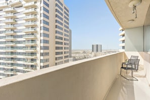 Apartamento Empresarial | Varanda