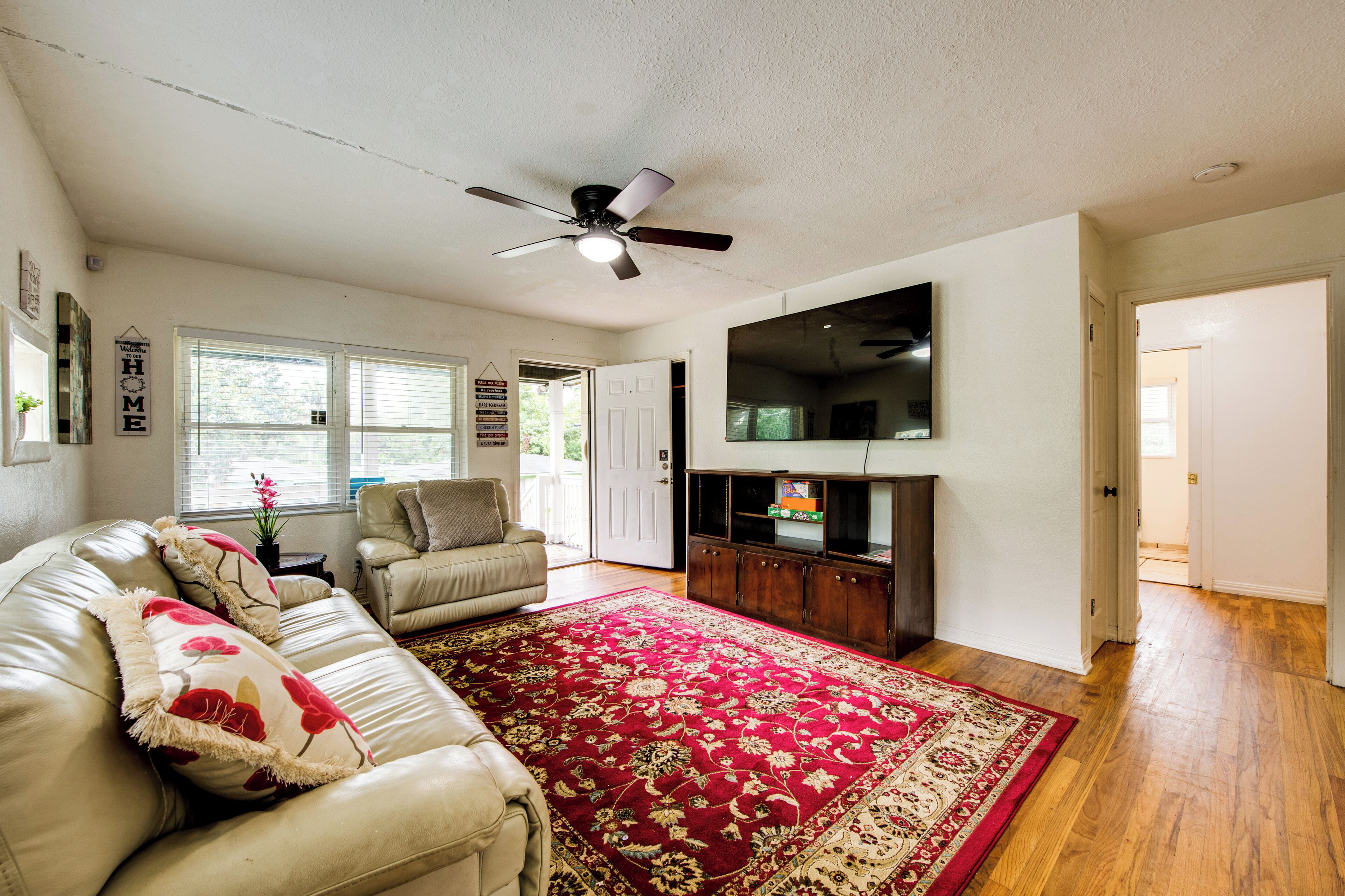 Walkable To Fsu Campus: Cozy Retreat W/ Deck! - Tallahassee, FL