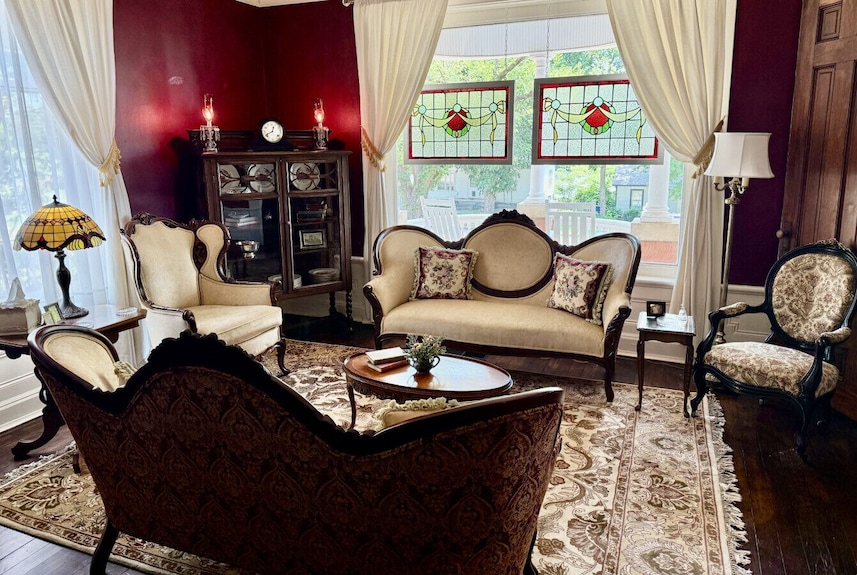 The Cleveland Room At The Judges Chamber - Oklahoma