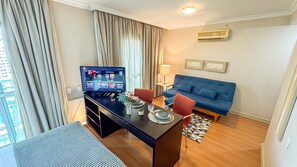 Suite Executiva | Cortinas/cortinados opacos, ferro/tábua de engomar, Wi-fi grátis 