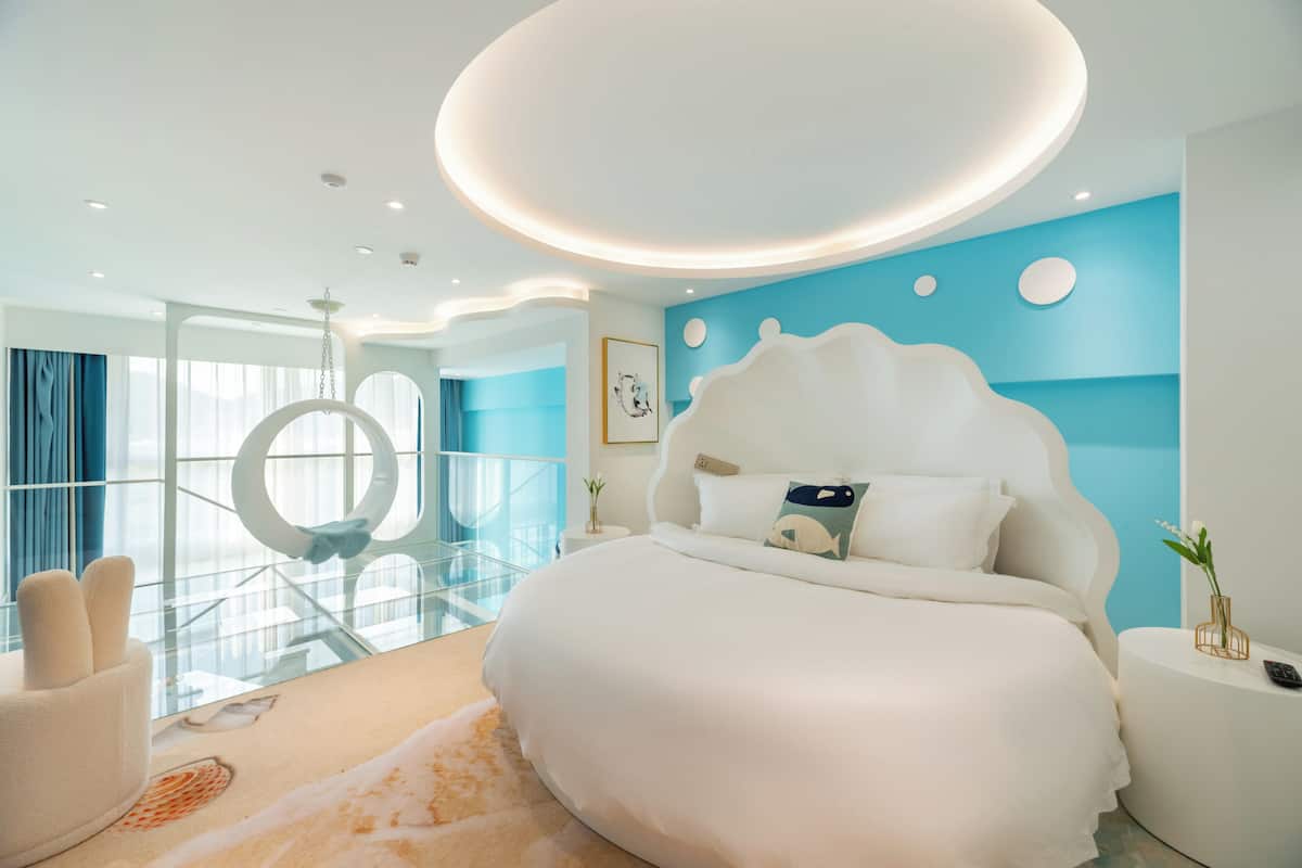 Dúplex Design | Ferro/tábua de engomar, Wi-fi grátis, com decoração personalizada