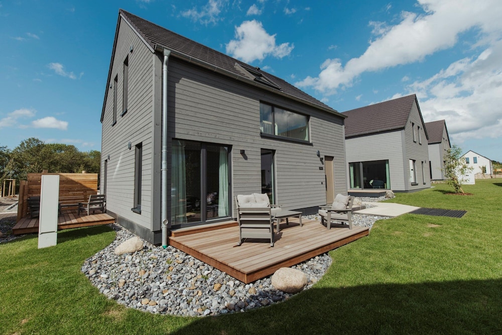 Skandinavisch Eingerichtetes Doppelhaus In Sagard - Sagard