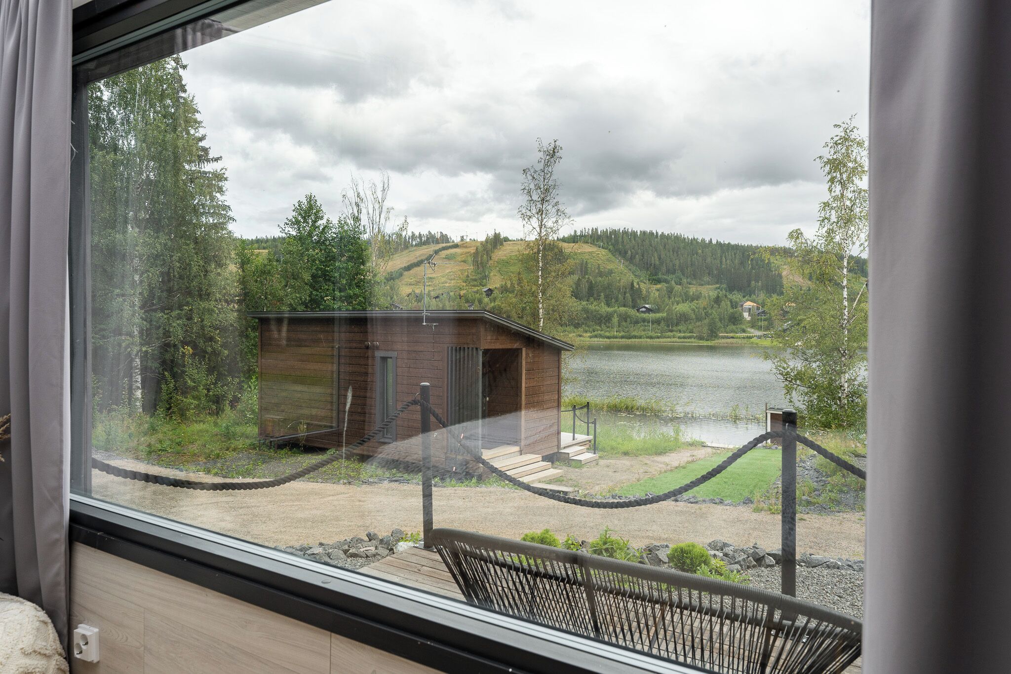 Estúdio Standard, vista para o lago, em frente à praia | Vista do quarto